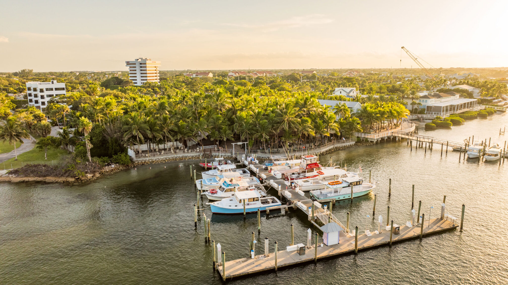 Jupiter Inlet – Square Grouper Tiki Bar & Castaways Marina